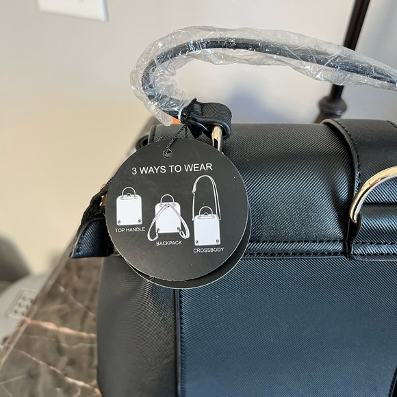 Malibu Skye | Bags | New Malibu Sky Vegan Leather Black Convertible ...